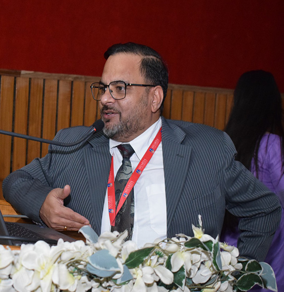 Our Leadership - Sharda University Agra